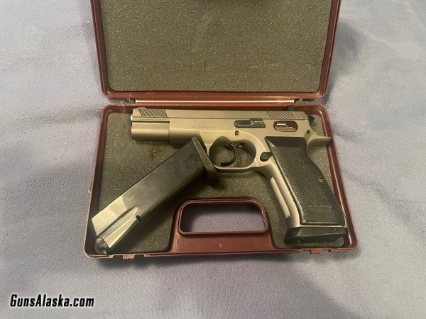 EA Witness stainless .45 | Firearms | Palmer | Guns Alaska Classifieds ...